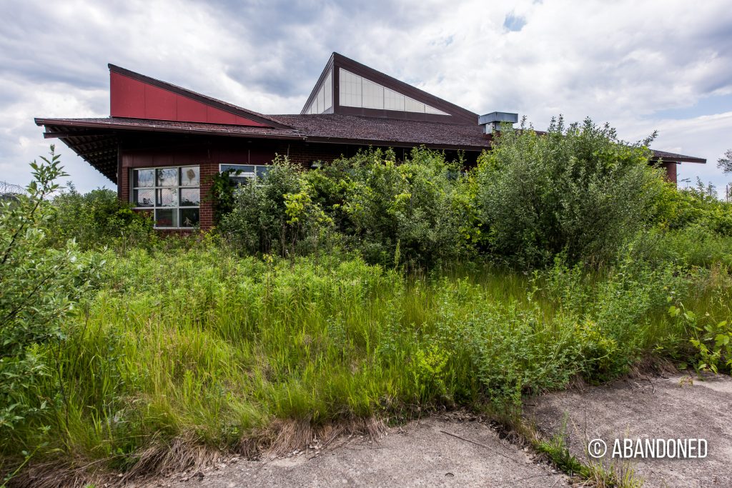 Exploring the Detroit House of Correction - Abandoned