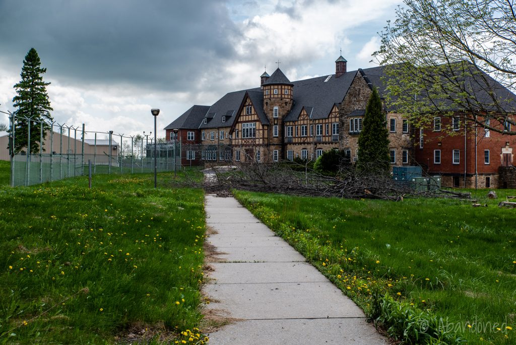 Lawrence Frick State Hospital - Abandoned