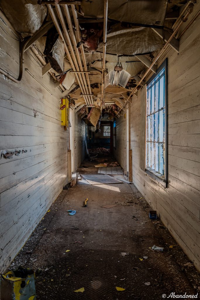 A Final Look Inside Ferry Cap & Set Screw in Cleveland - Abandoned