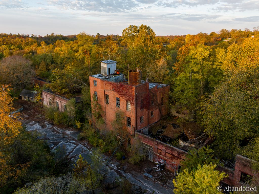 Old Louis Hunter Distillery - Abandoned