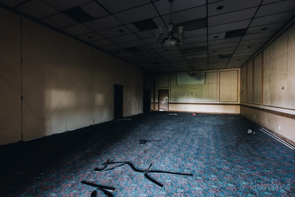 Sheraton Motor Inn - Abandoned