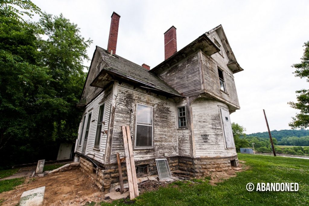 Kentucky River Locks & Dams - Abandoned