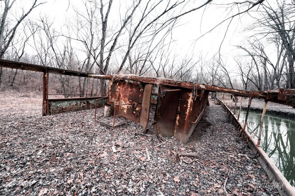 USS Sachem and USS Phenakite - Abandoned