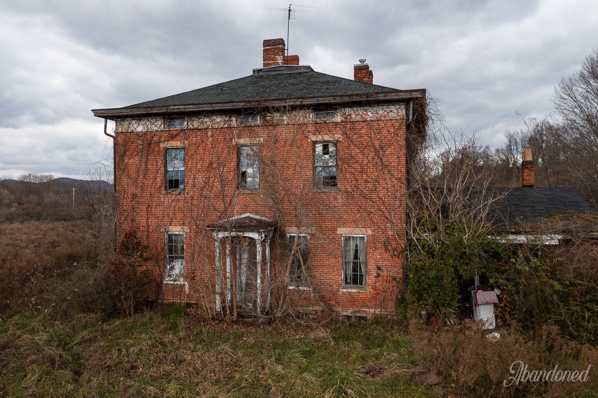 Barnes House - Abandoned