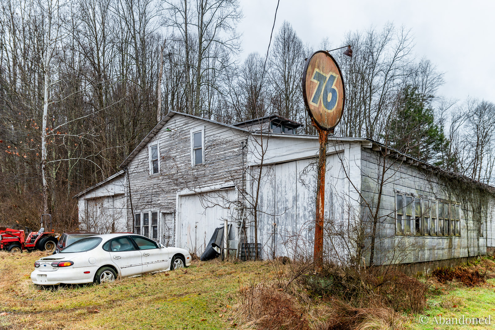 (Berea, WV) 76 Gasoline Station – Jan. 2023 - Abandoned