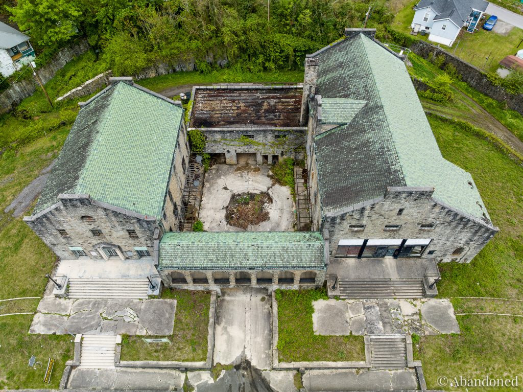 Itmann Company Store and Office - Abandoned