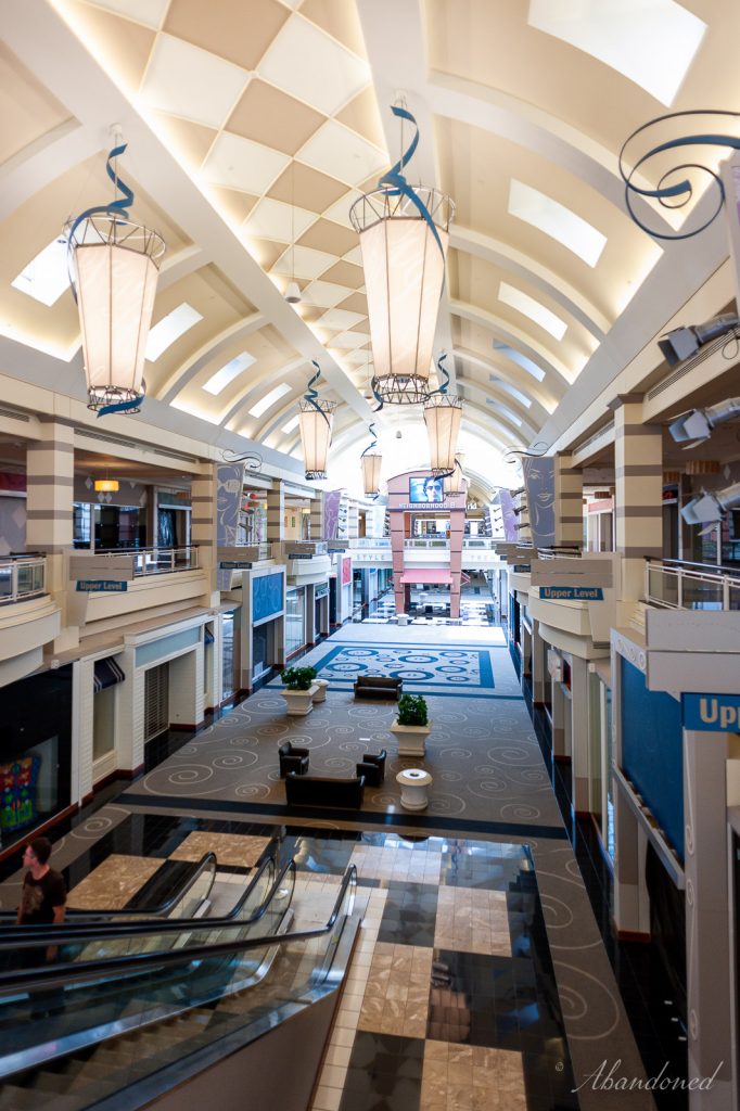 Cincinnati Mall - Abandoned