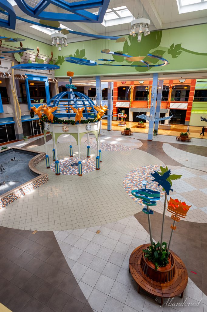 Cincinnati Mall - Abandoned