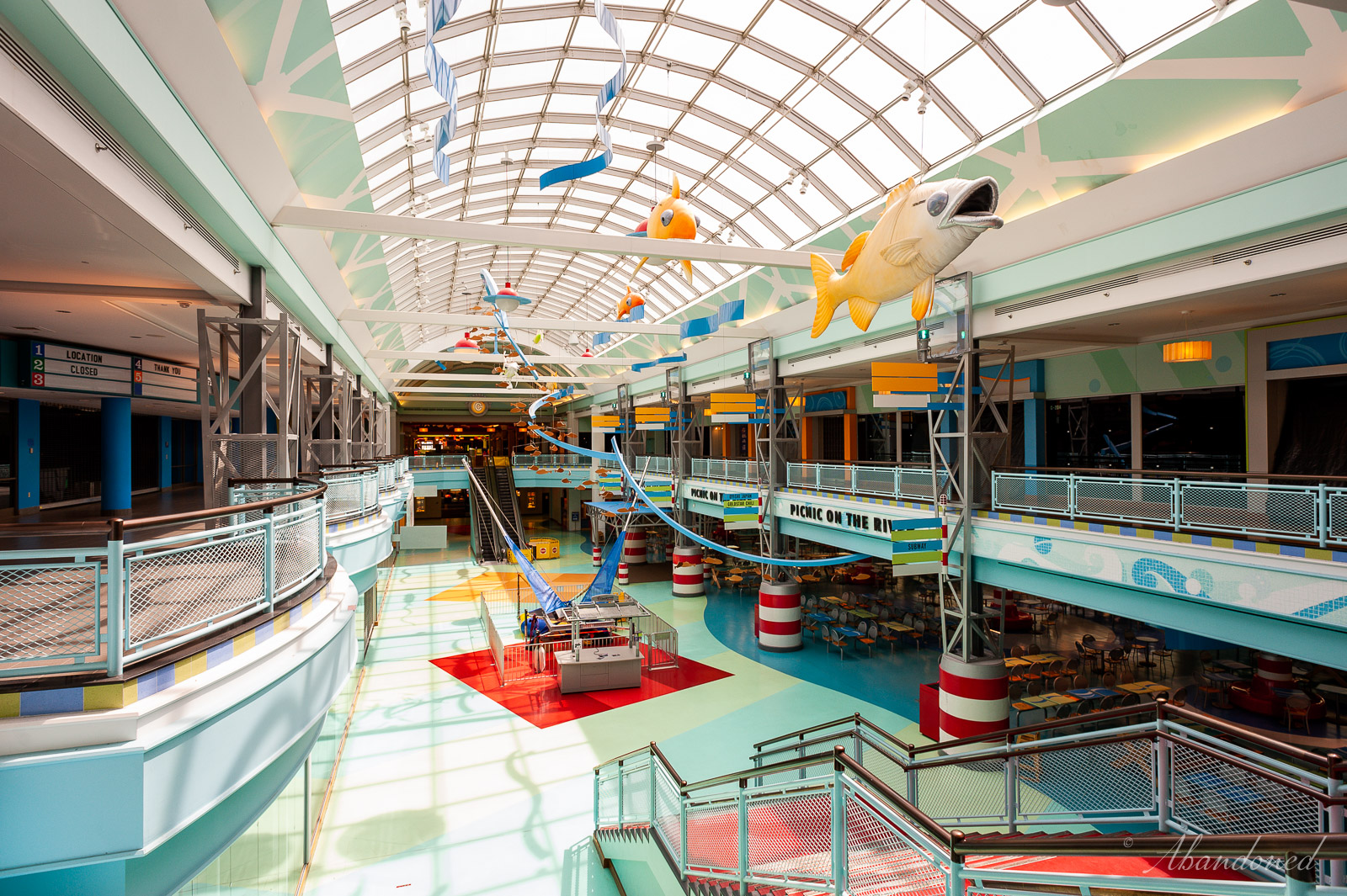 Cincinnati Mall - Abandoned