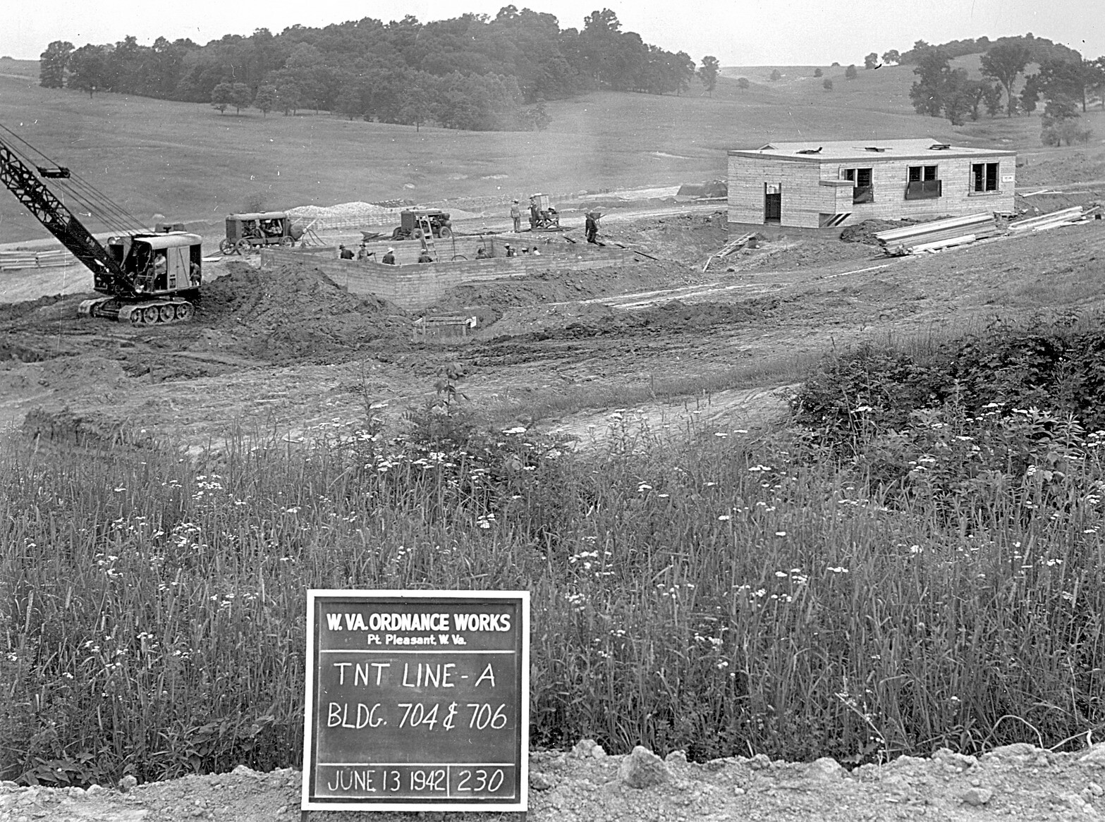 TNT Line A 704 and 706 – 1942 - Abandoned