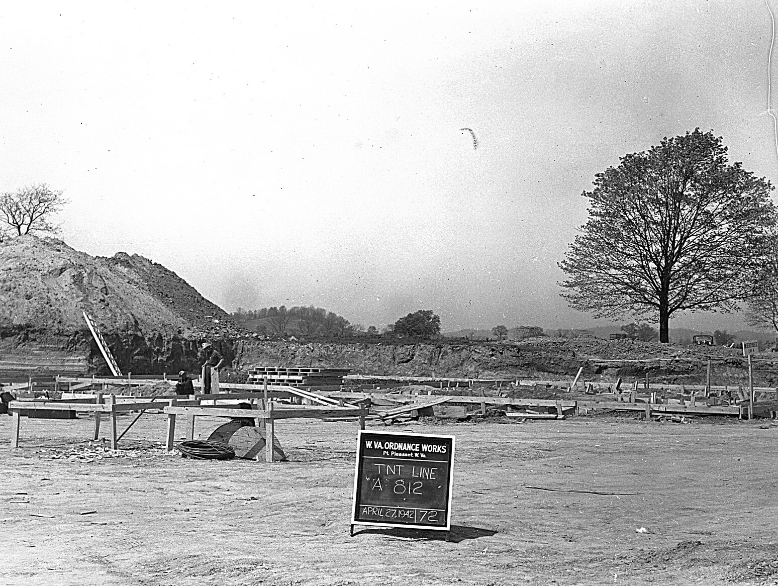 TNT Line A 812 – 1942 - Abandoned