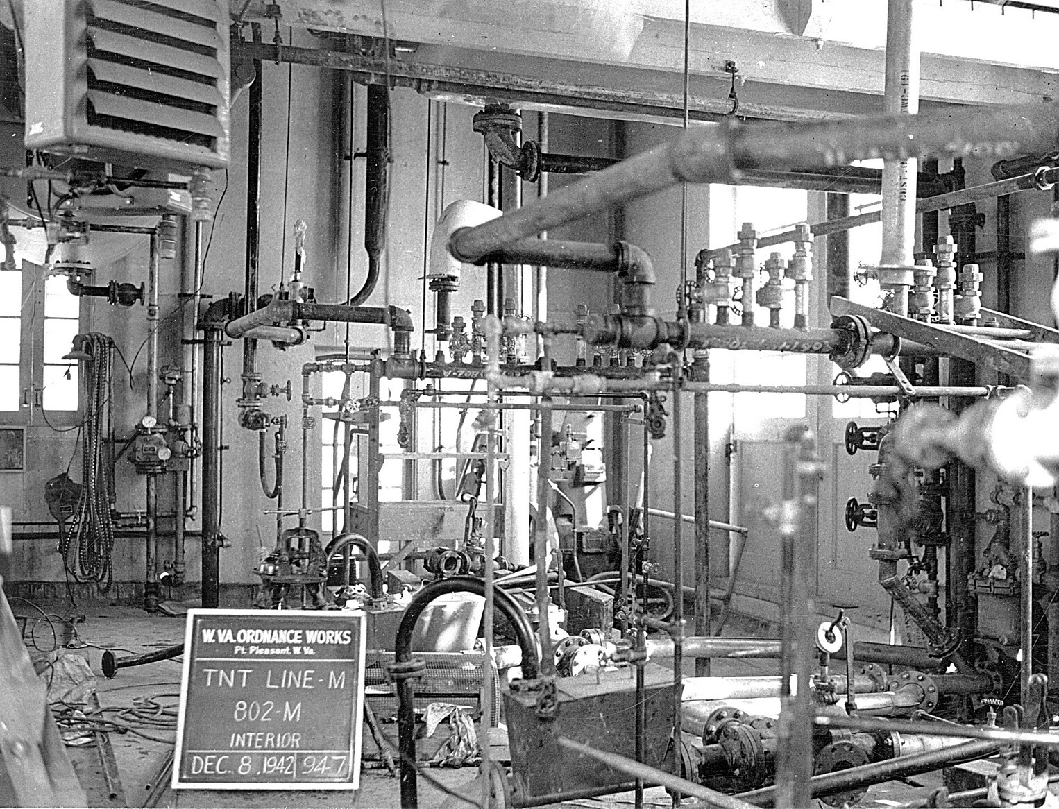 TNT Line M 802M – 1942 - Abandoned