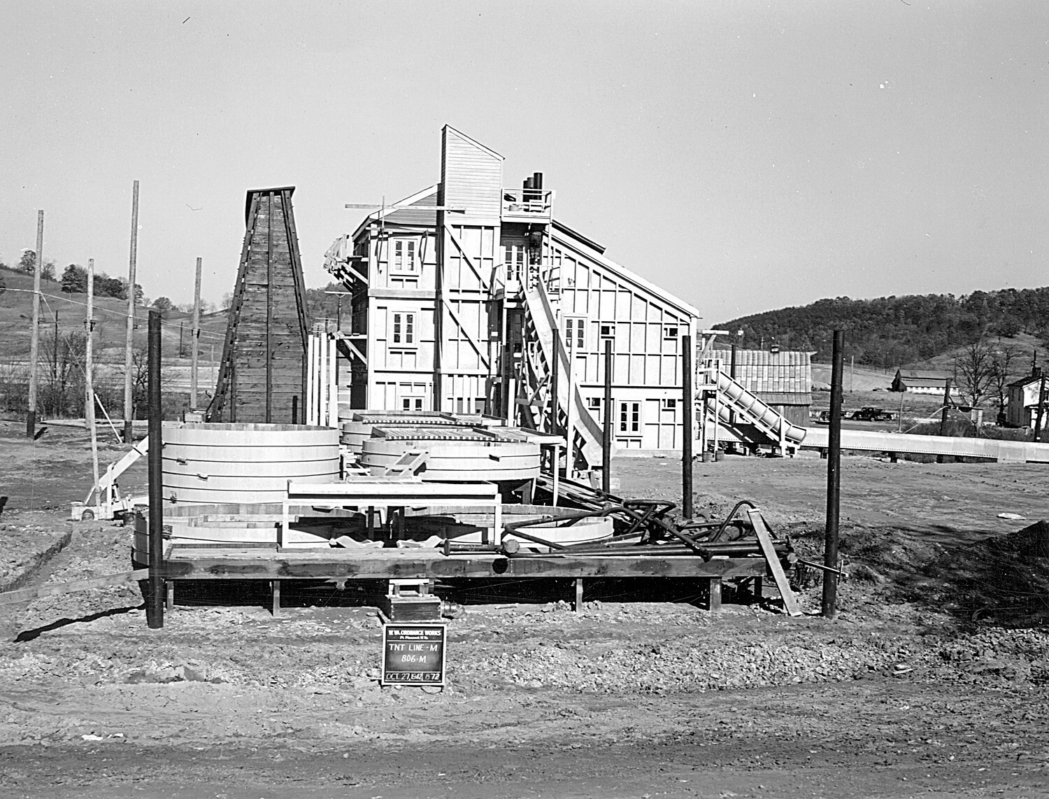 TNT Line M 806M – 1942 - Abandoned