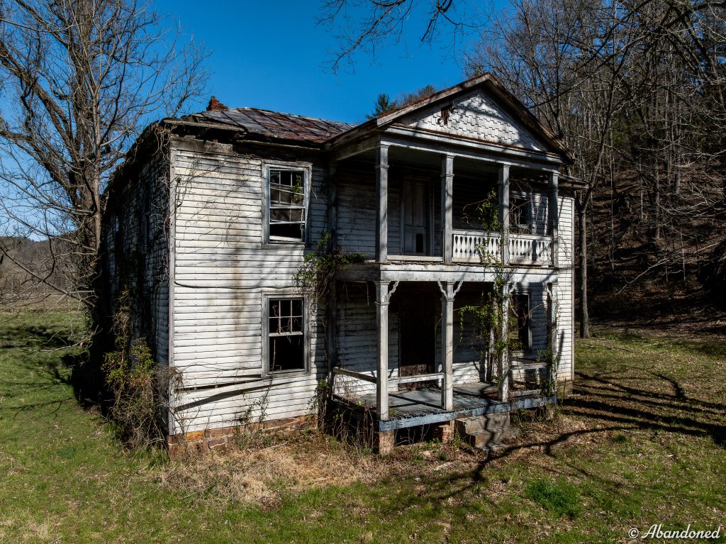 Abandoned Residences in Virginia - Abandoned