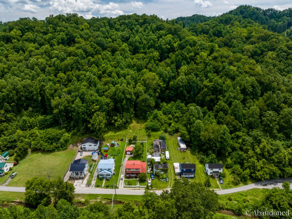 From Bustling Mines to Quiet Streets: Van Lear, Kentucky - Abandoned