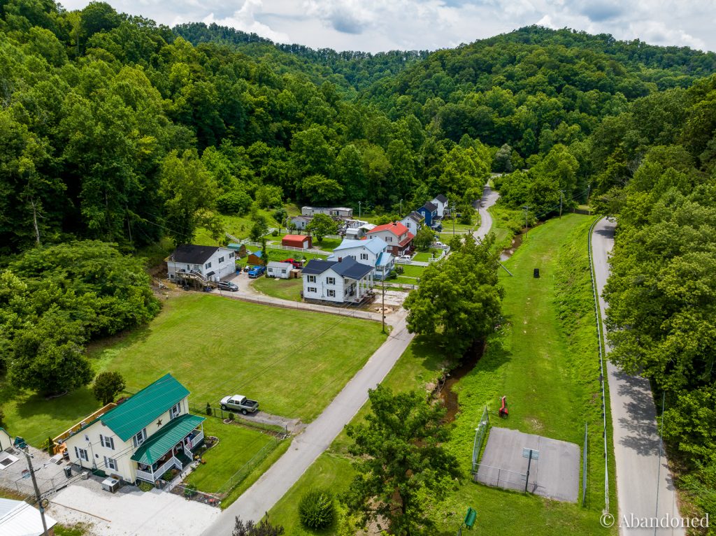 From Bustling Mines to Quiet Streets: Van Lear, Kentucky - Abandoned