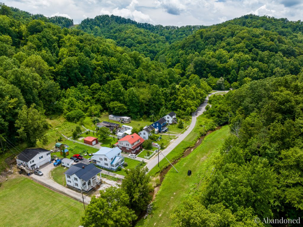 From Bustling Mines to Quiet Streets: Van Lear, Kentucky - Abandoned
